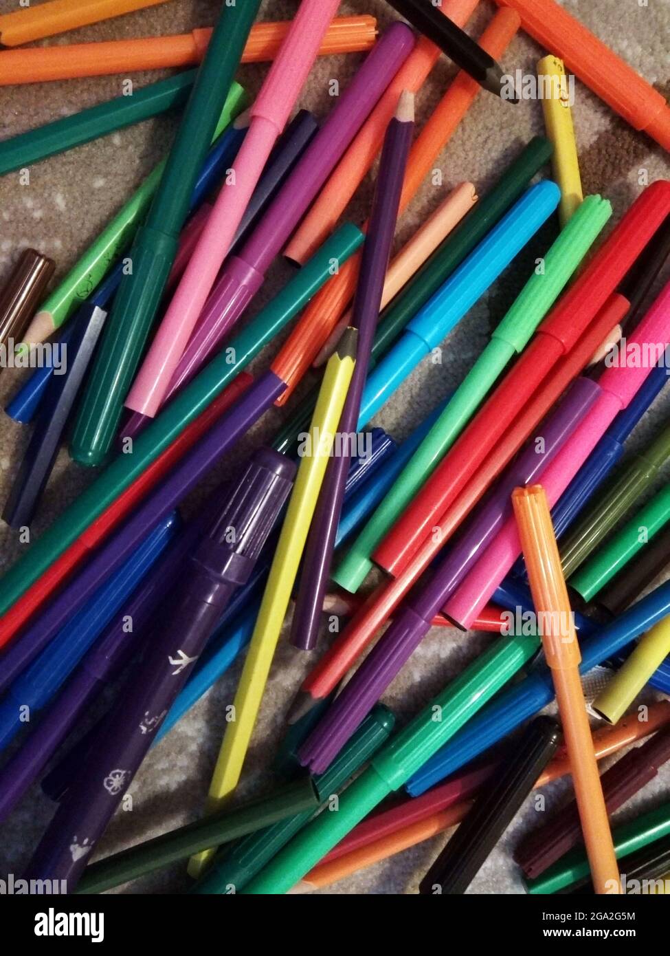 crayons and pencils for drawing Stock Photo - Alamy