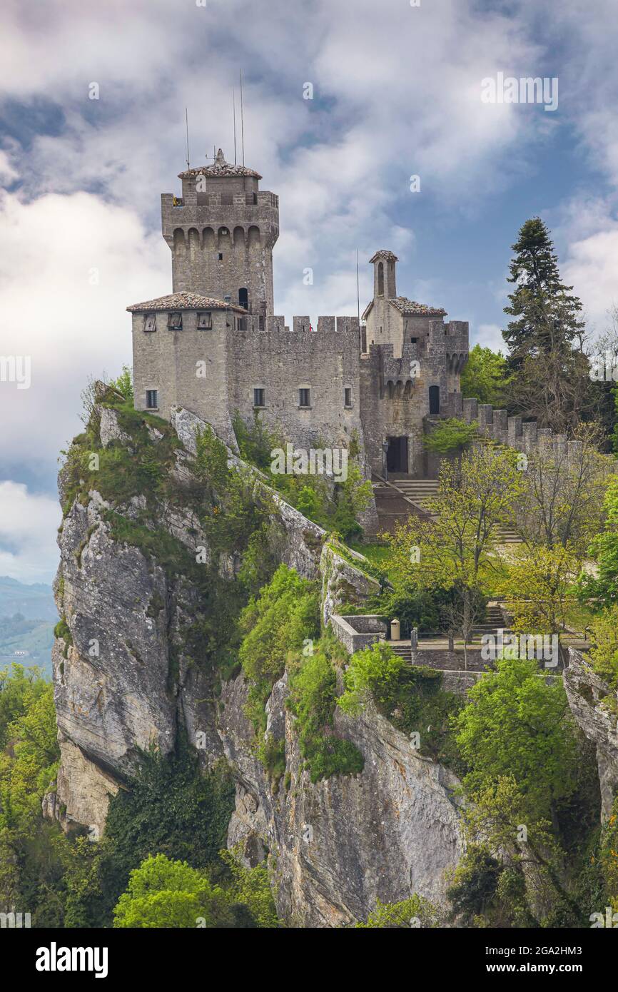 Cesta tower hi-res stock photography and images - Alamy