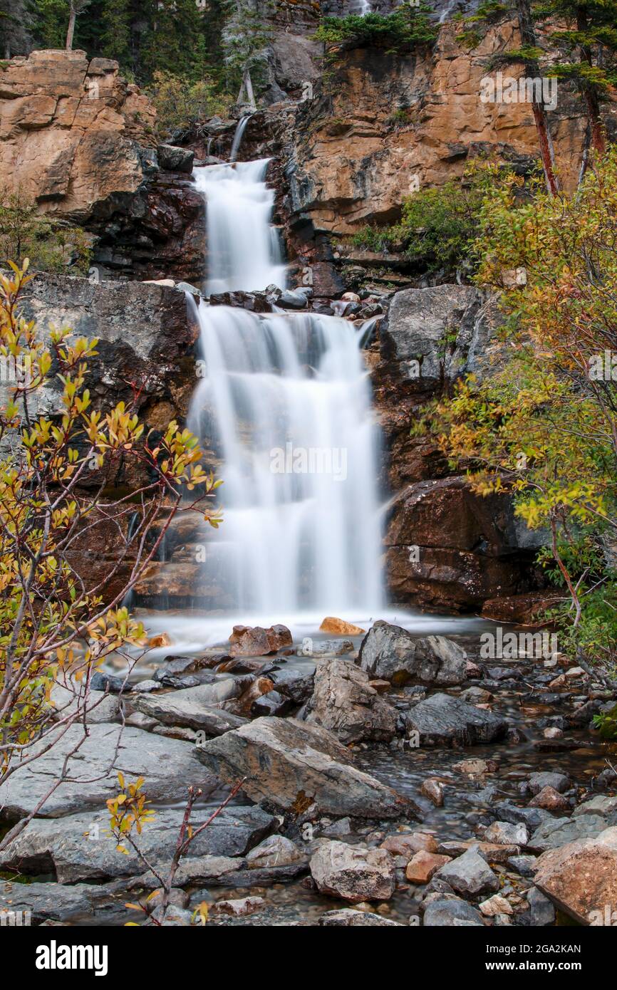 Cascade falls banff national hi-res stock photography and images - Alamy