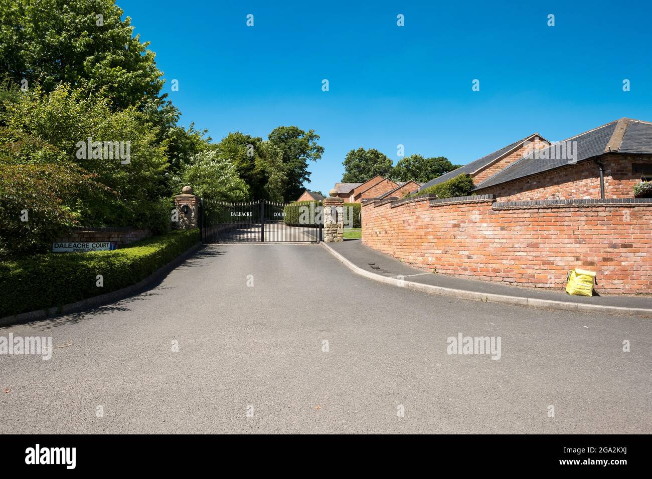 Private res hi-res stock photography and images - Alamy