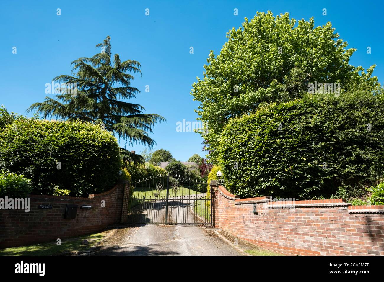 Private res hi-res stock photography and images - Alamy