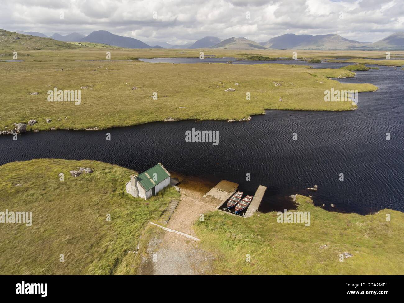 Loughanillaun (Loch an Oileain) fishing lake along the Bog Road (Bothar ...