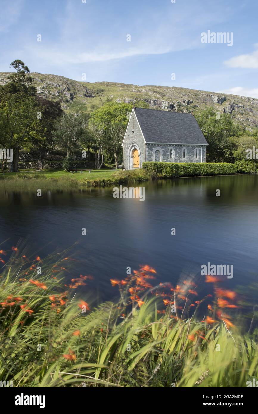 Small church ireland hi-res stock photography and images - Alamy