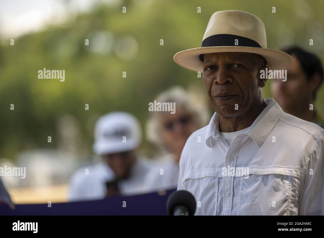 Cash in transit hi-res stock photography and images - Alamy