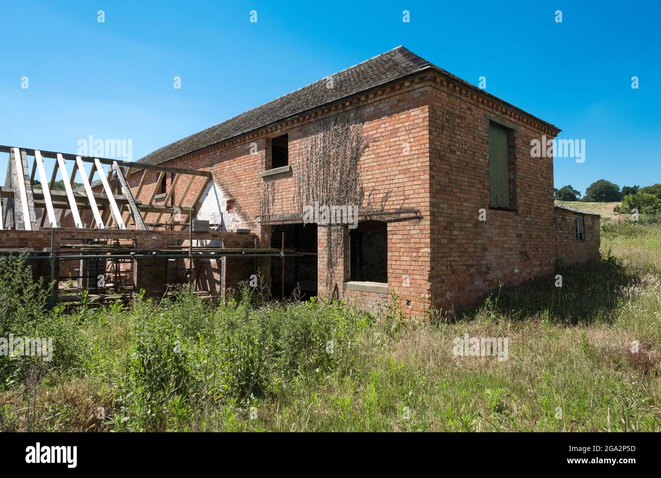 Old brick farm building ready for renovation Stock Photo - Alamy