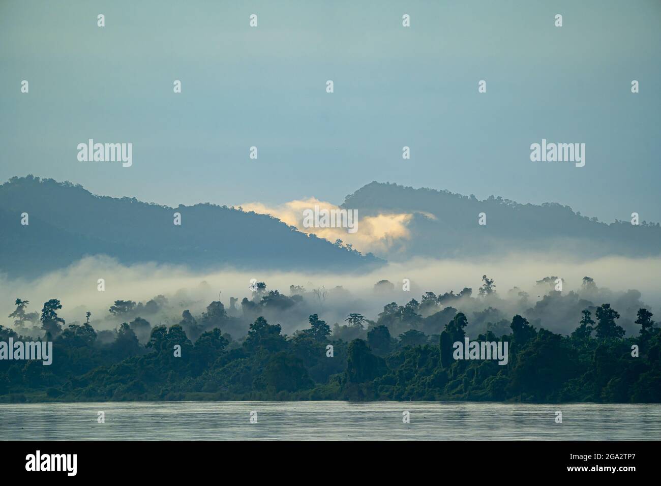 Myanmar river mountains hi-res stock photography and images - Alamy