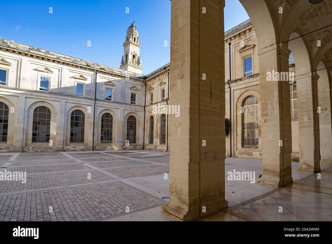 Piazza del Duomo with the Lecce Cathedral bell tower and surrounding ...