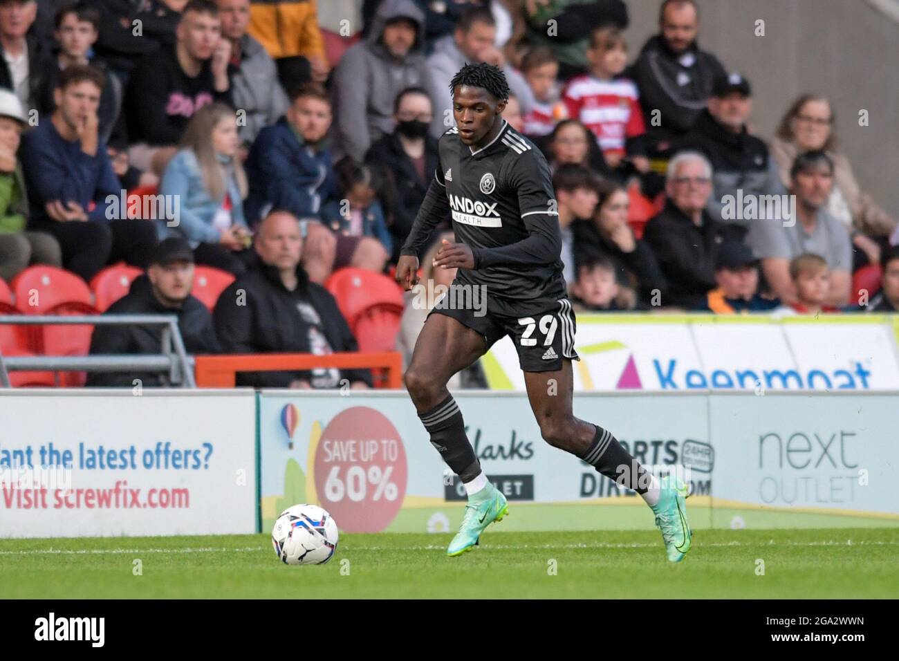 Femi Seriki #29 of Sheffield United runs forward with the ball Stock ...