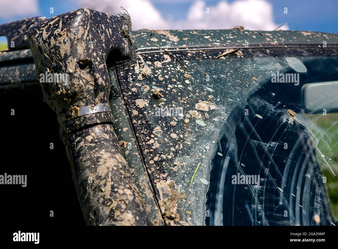 Rally car mud spray hi-res stock photography and images - Alamy