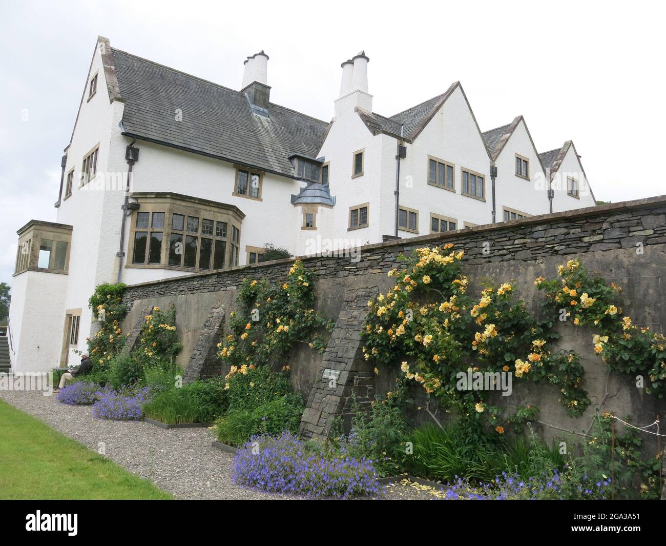 Baillie scott arts and crafts interior hi-res stock photography and ...