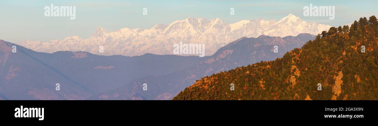 Evening panoramic view of Indian Himalayas, great Himalayan range ...