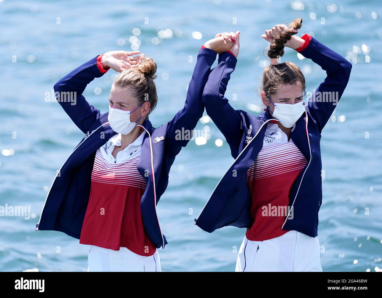 France's Laura Tarantola and Claire Bove, silver, on the podium for the ...