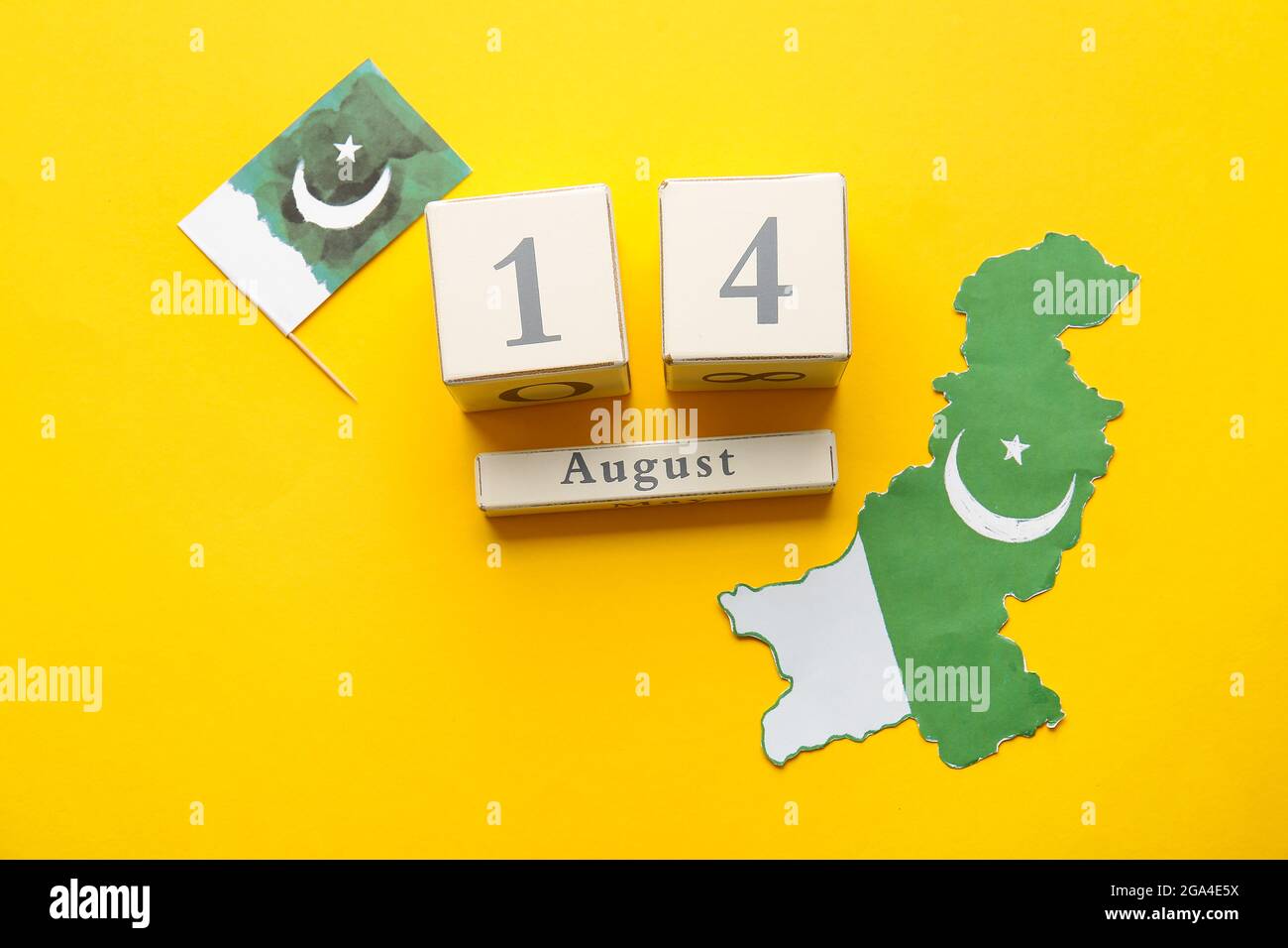 Flag and map of Pakistan, calendar with date of Independence Day on ...