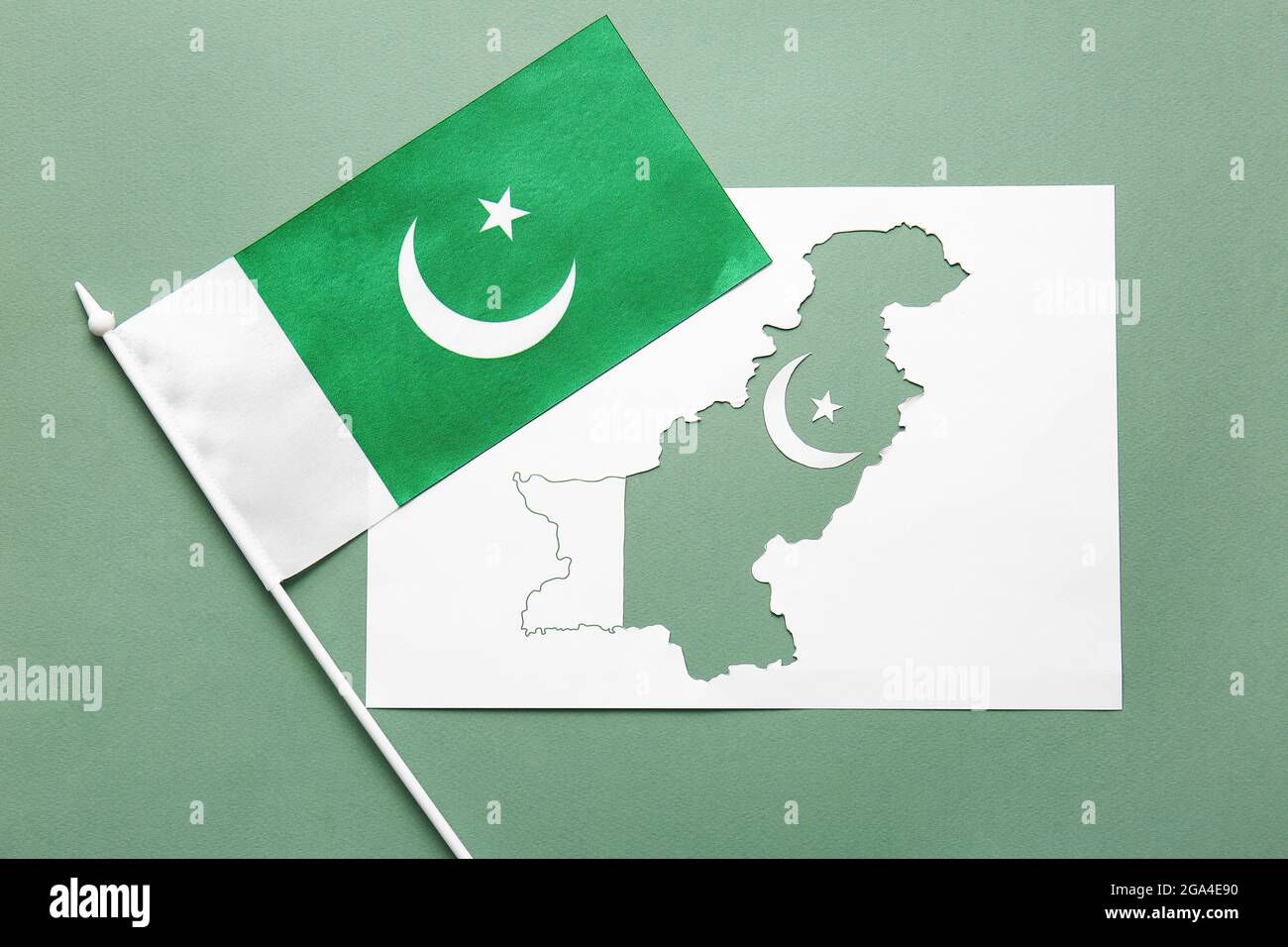 Pakistani flag map hi-res stock photography and images - Alamy