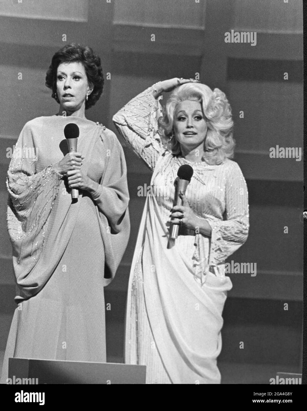 Nashville TN Feb 1979 - Dolly Parton & Carol Brunette rehearsal ...