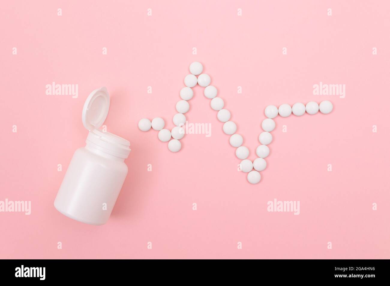 Pink line graph hi-res stock photography and images - Alamy