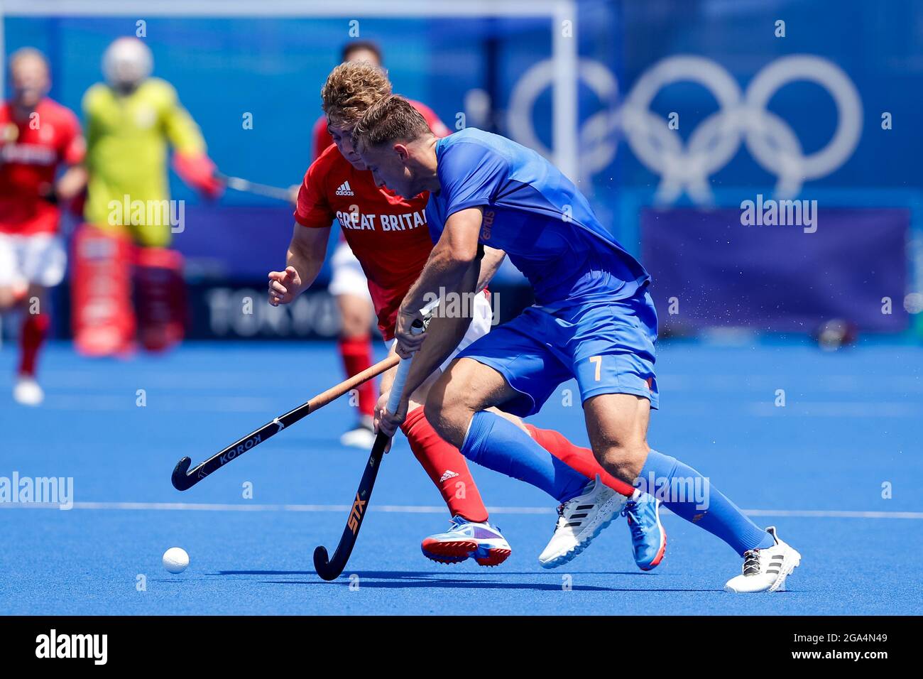 TOKYO, JAPAN - JULY 29: Jacob Draper of Great Britain and Thijs van Dam ...