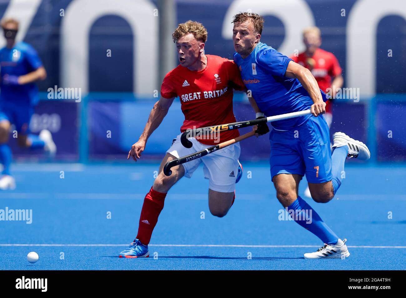TOKYO, JAPAN - JULY 29: Jacob Draper of Great Britain and Thijs van Dam ...