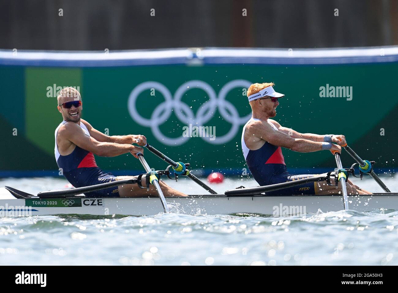 Double Scull High Resolution Stock Photography and Images - Alamy