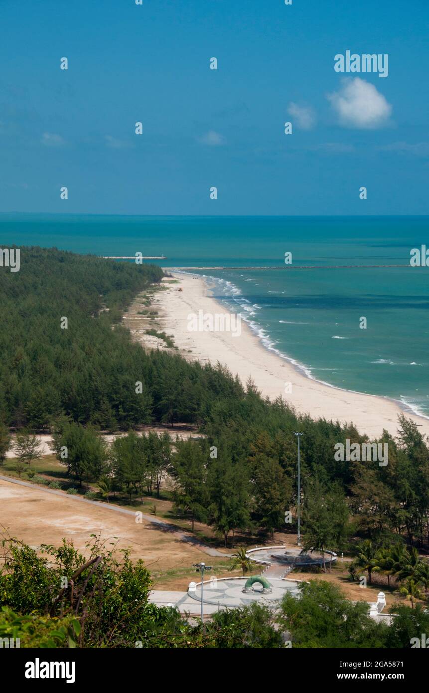 Thailand: Hat Samila (Samila Beach) seen from Khao Tang Kuan (hill at ...