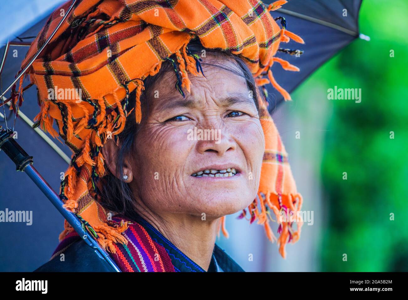 Taungsu hi-res stock photography and images - Alamy