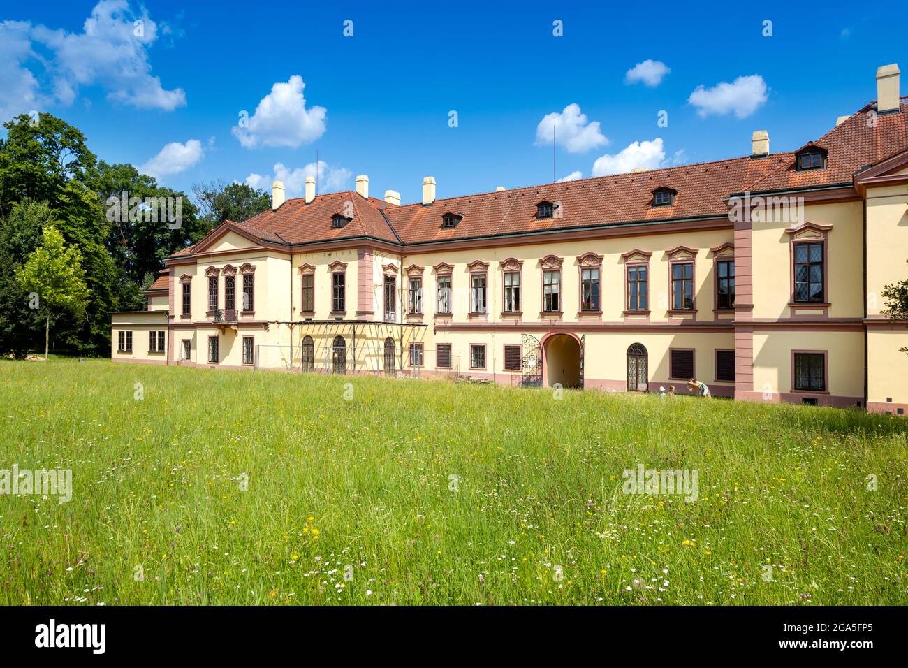 Hermanuv mestec castle hi-res stock photography and images - Alamy