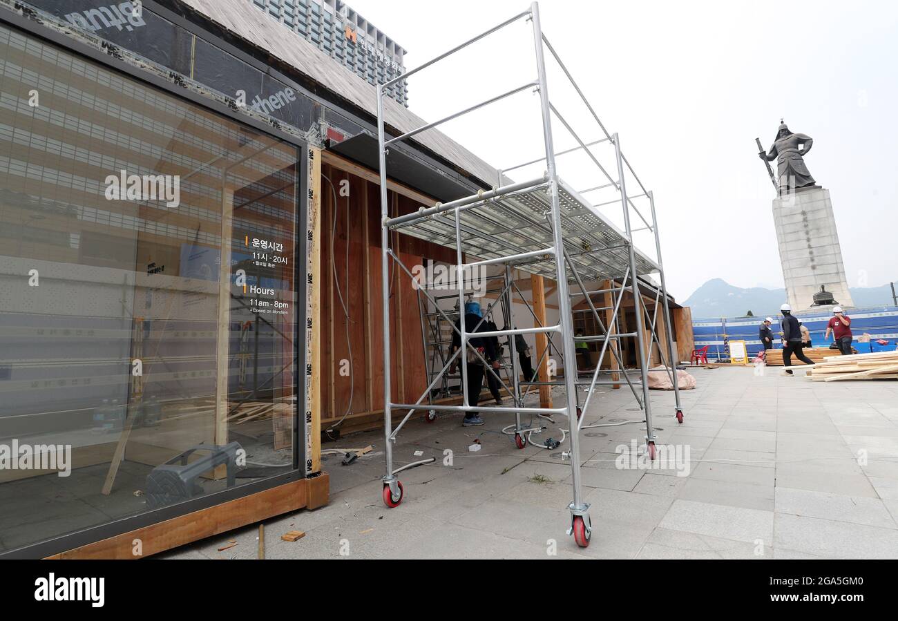 29th July, 2021. Temporary structure for Sewol victims removed Workers ...
