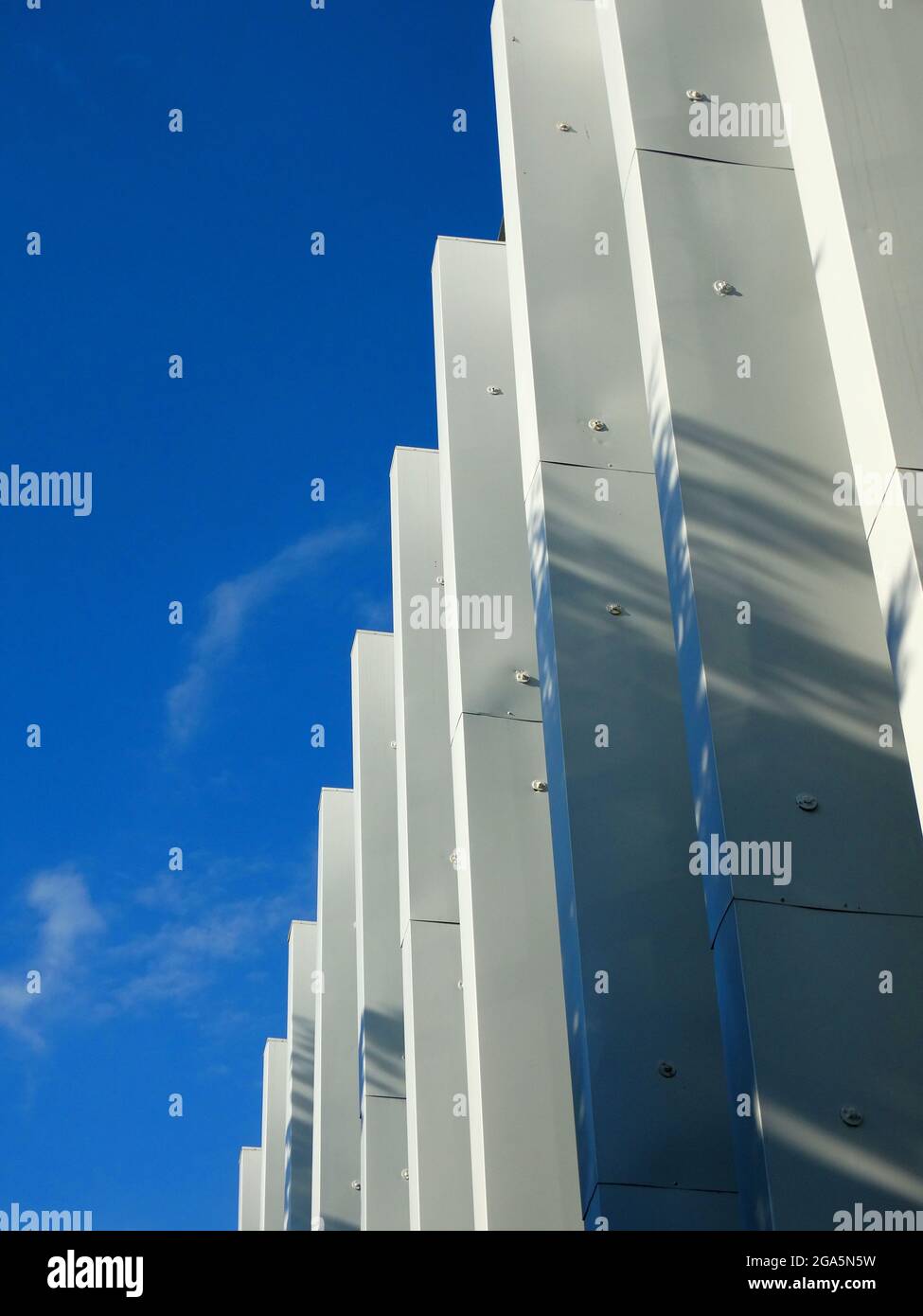 A fragment of a building, repeating concrete rectangular columns Stock ...