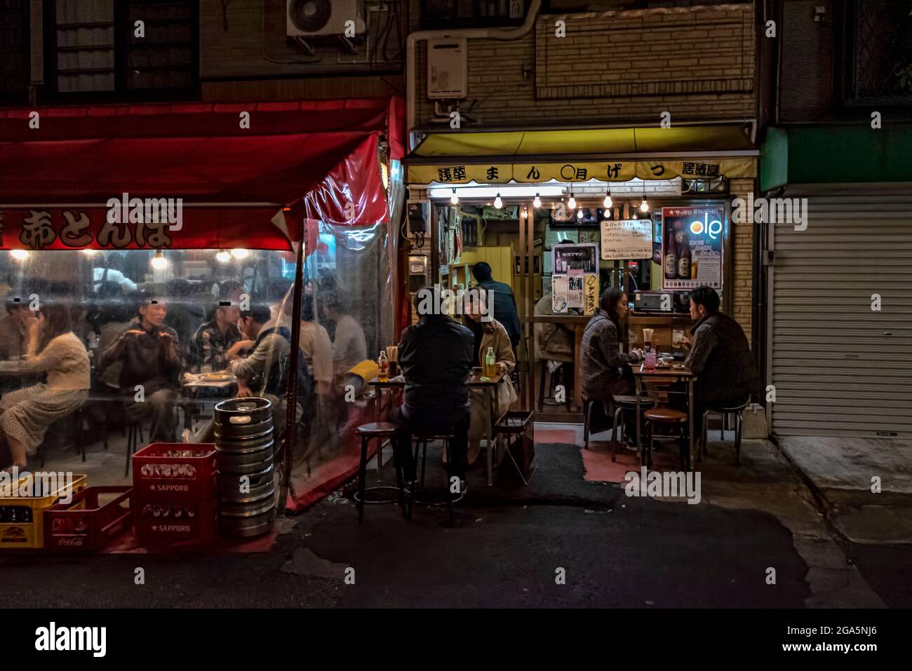 Izakayas in Hoppy Dori street, Asakusa, Tokyo, Japan Stock Photo - Alamy