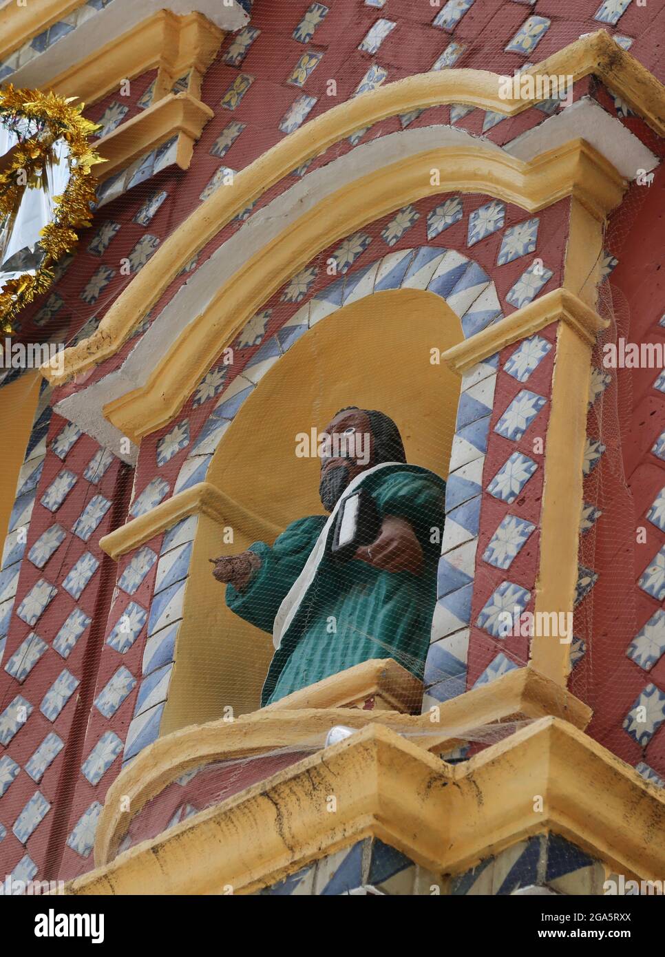Mexico puebla tonantzintla church hi-res stock photography and images ...
