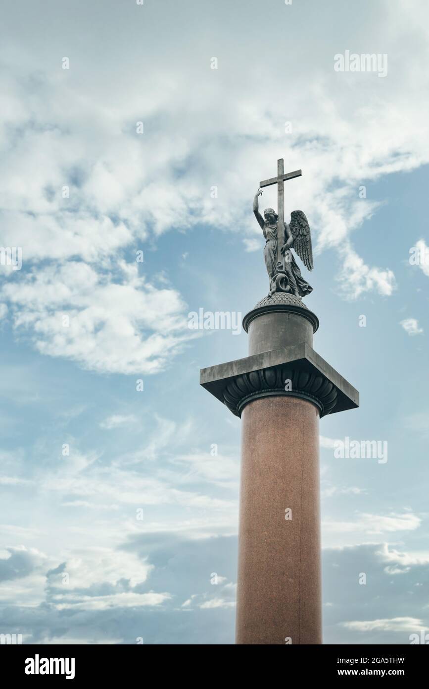 Alexander column angel cross hi-res stock photography and images - Alamy