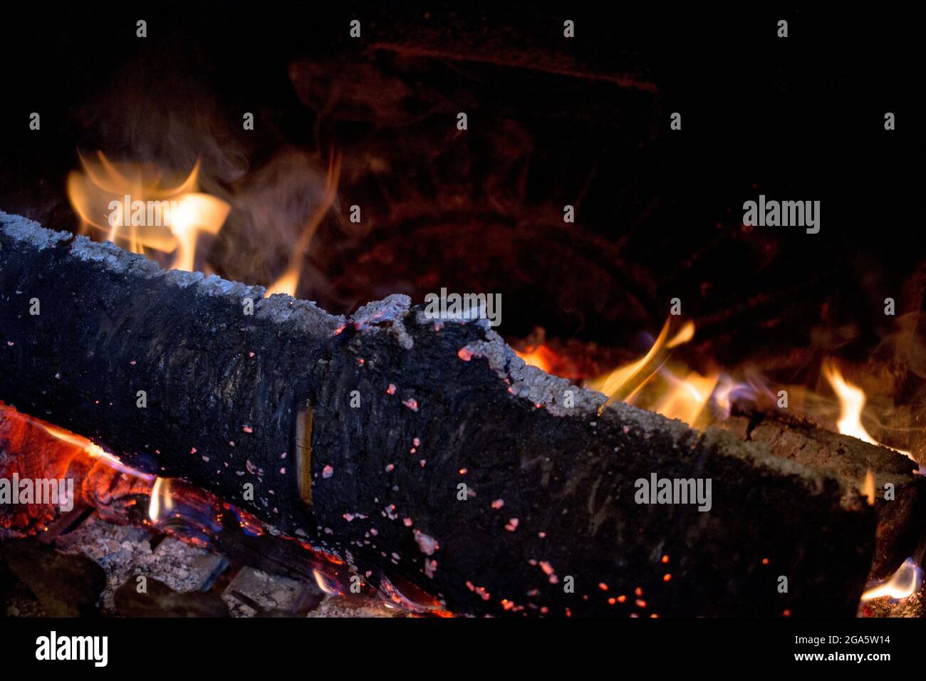 Indoor wood fire Stock Photo - Alamy