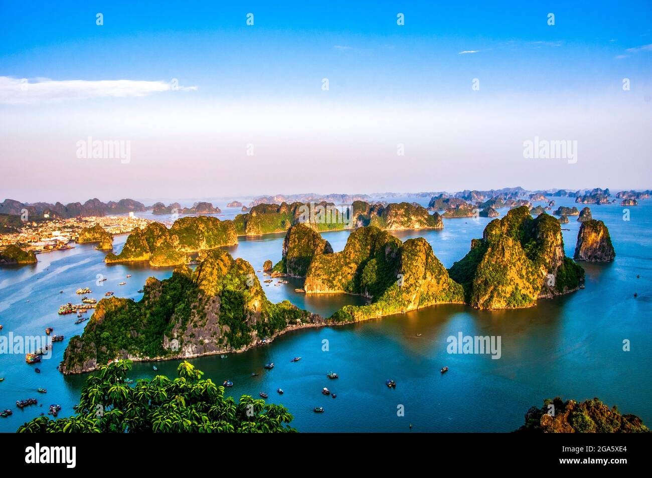 Nice Bai Chay bridge in Ha Long city northern Vietnam Stock Photo - Alamy