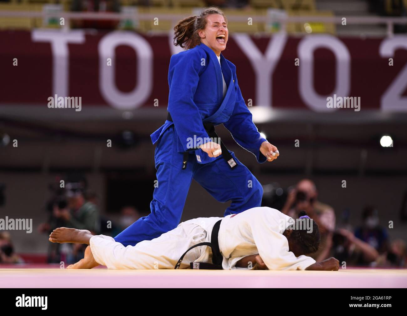 Anna maria wagner with the bronze medal hi-res stock photography and ...