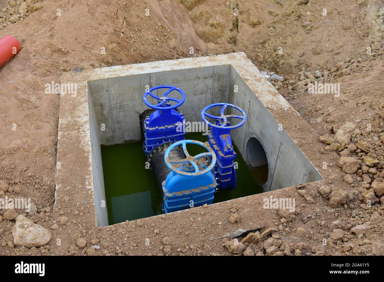 Resilient Seated Gate Valves connect pipeline of water supply in ...