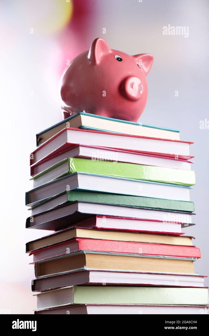 Concept accumulation of knowledge on bright background Stock Photo - Alamy