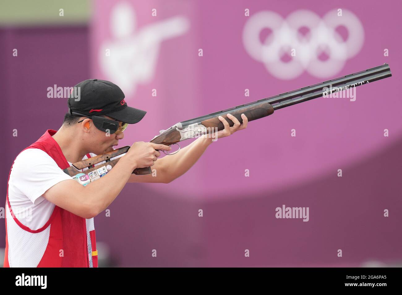 Trap final at the olympic games hi-res stock photography and images - Alamy