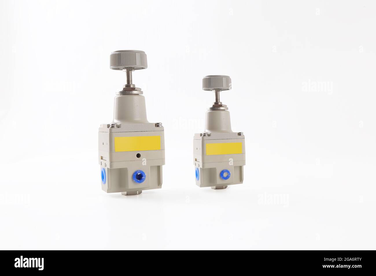 Pneumatic cylinder hi-res stock photography and images - Alamy