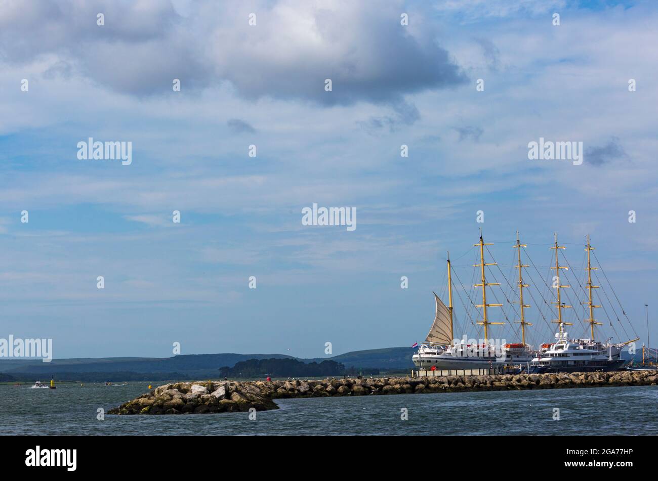Poole, Dorset, UK. 29th July, 2021. Golden Horizon luxury cruise ship ...