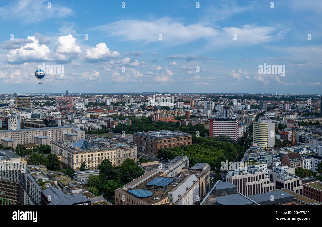 Large panorama photos of the city of Berlin in nature and high up in ...