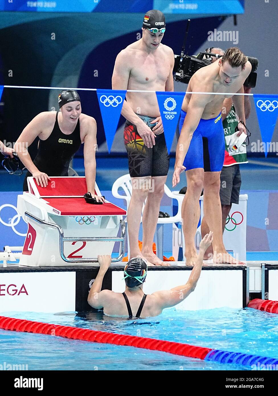 4 x 100 m medley relay hi-res stock photography and images - Alamy