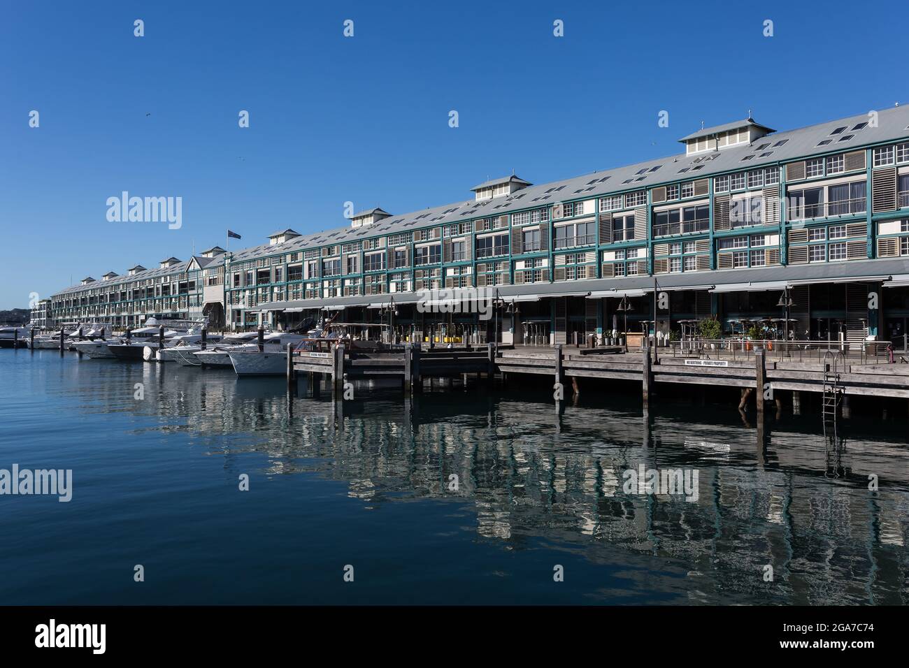 Historical finger wharf hi-res stock photography and images - Alamy