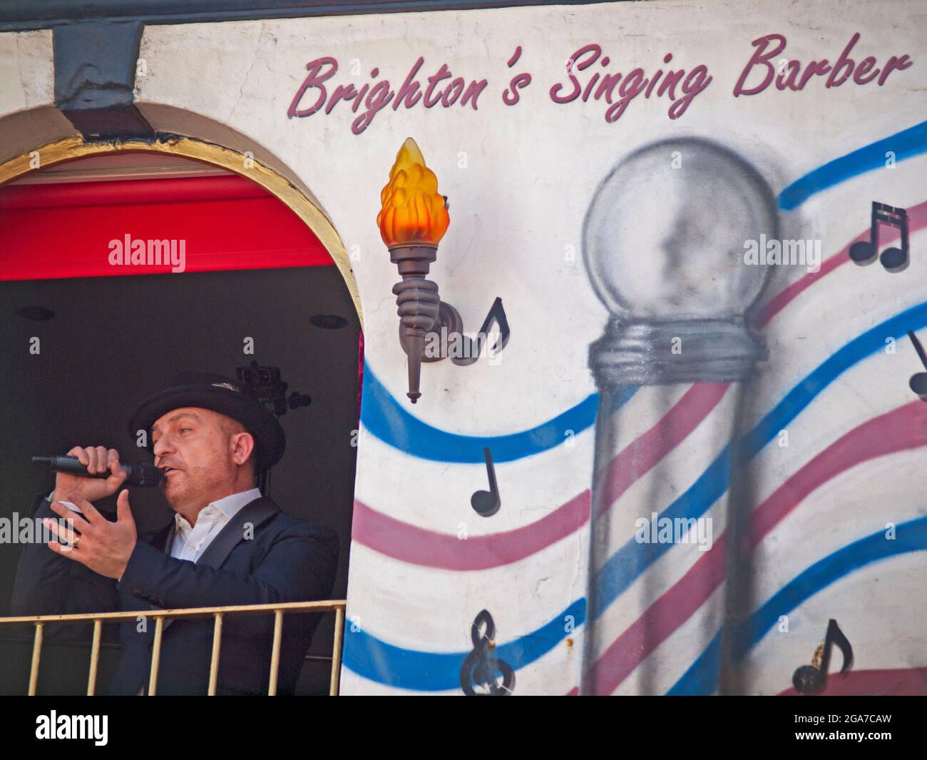 Barber seville hi-res stock photography and images - Alamy