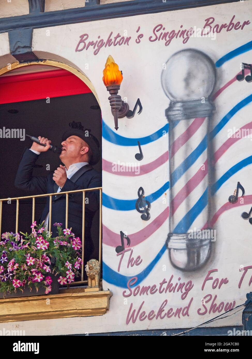 The singing barber of Brighton Stock Photo - Alamy