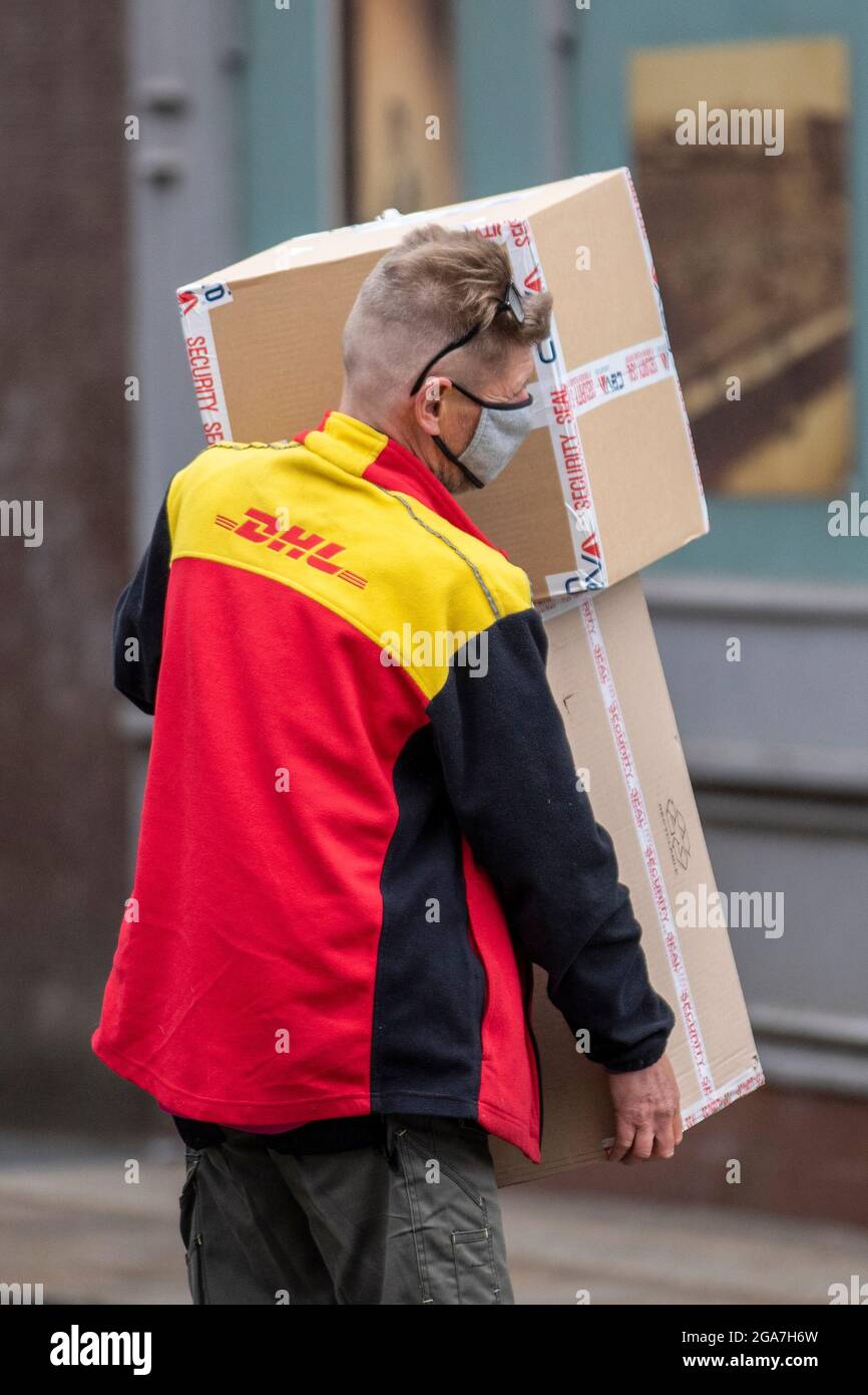 Consignment shop goods hi-res stock photography and images - Alamy