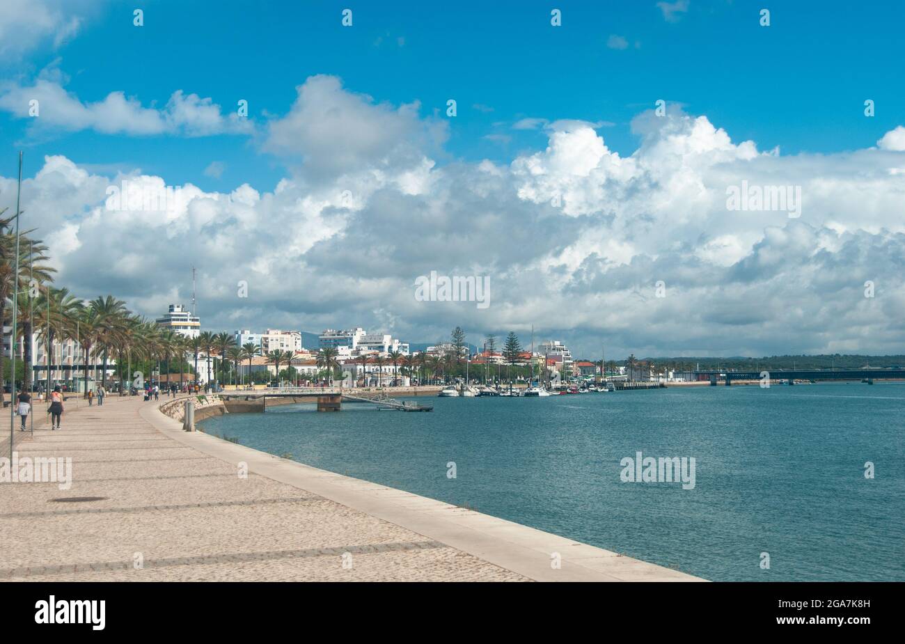 Embarkment hi-res stock photography and images - Alamy