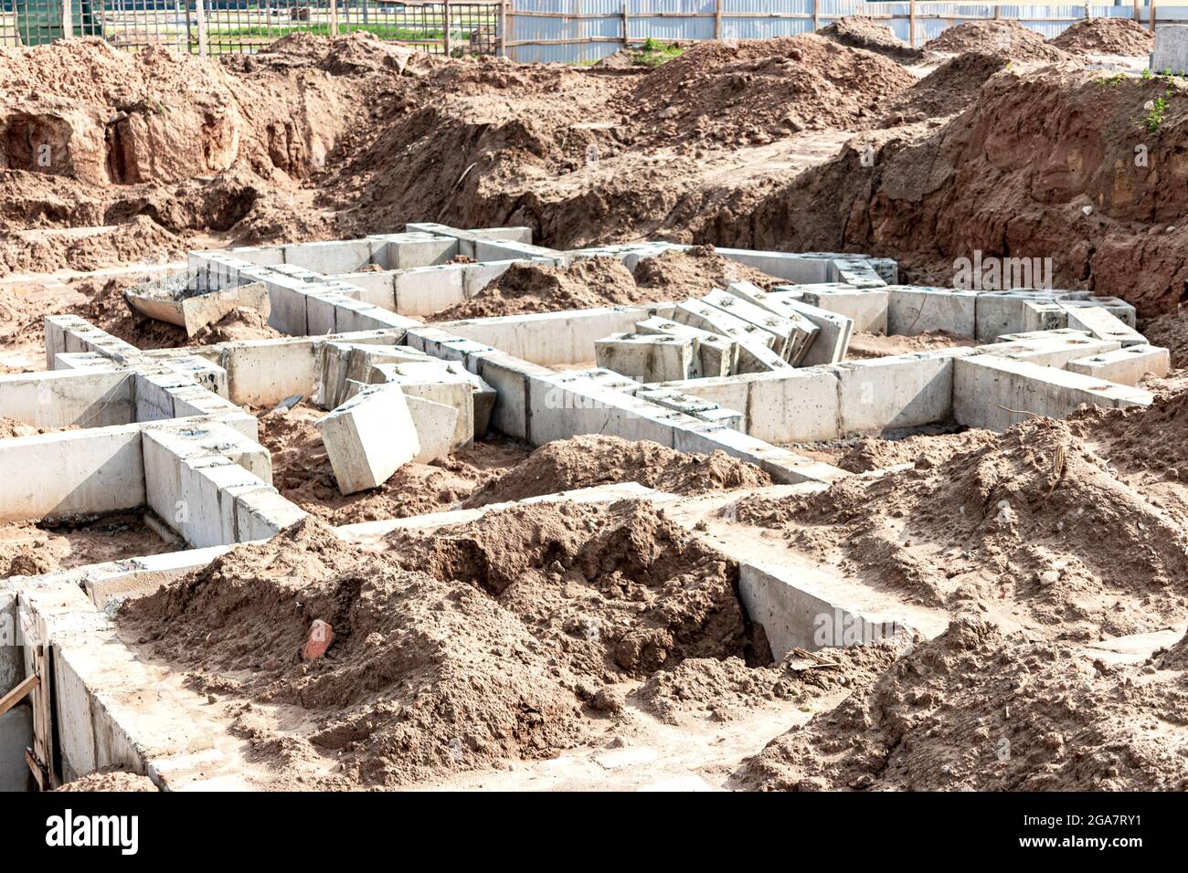 Strip Footings High Resolution Stock Photography and Images - Alamy