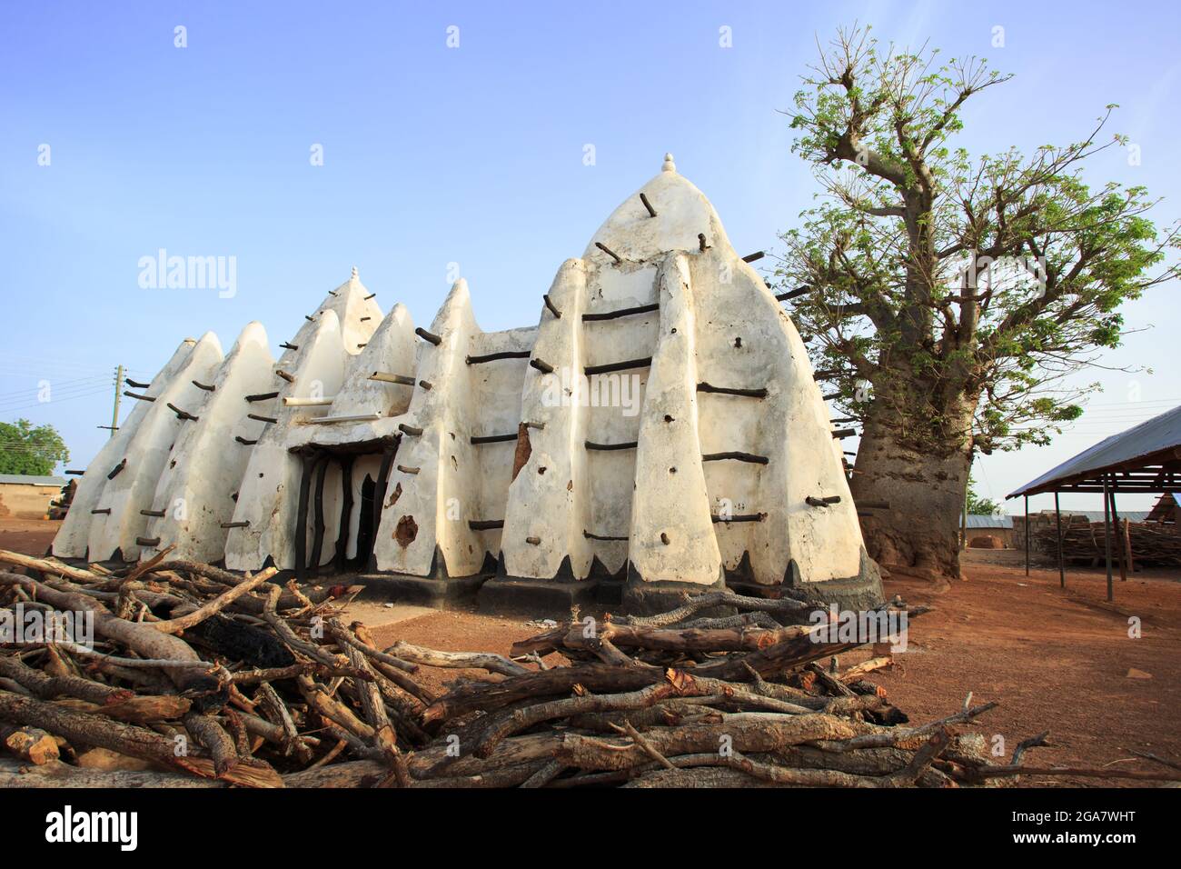 Larabanga Mosque High Resolution Stock Photography and Images - Alamy