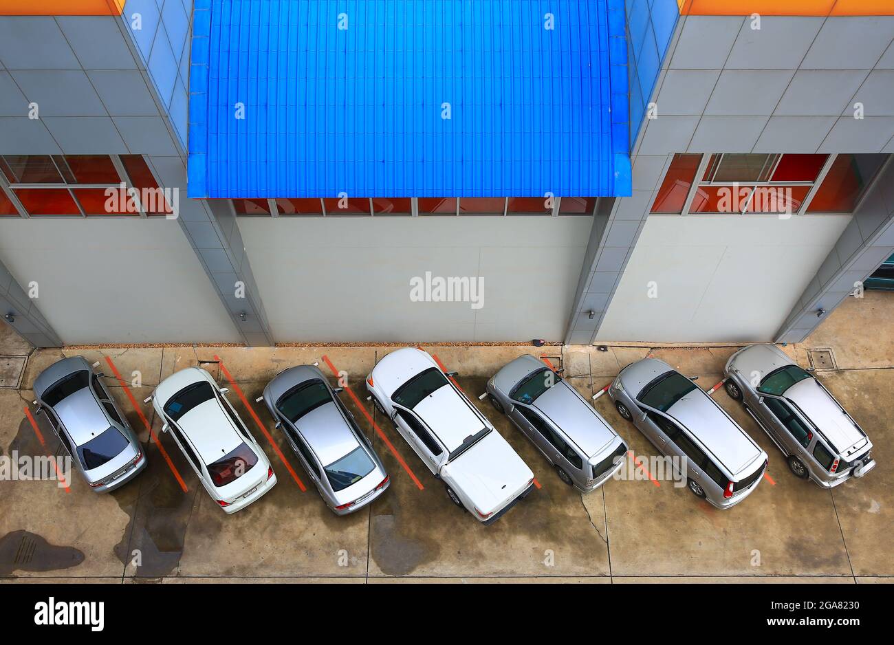 Office car park space hi-res stock photography and images - Alamy