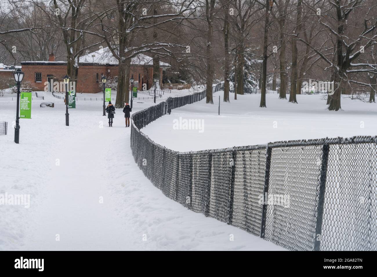 Major winter snowstorm hits New York City during the Pandemic of COVID ...